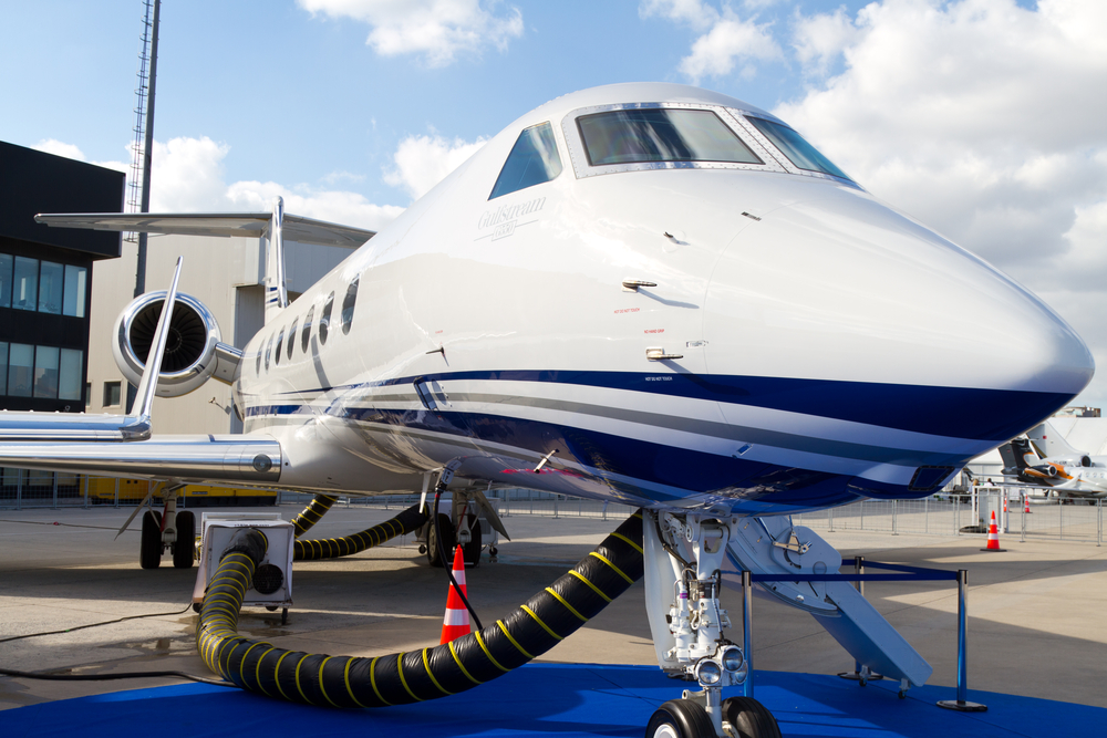 How To Save Money On Last Minute Flights Landings And Takeoffs How To Save Money On Last Minute Flights Landings And Takeoffs